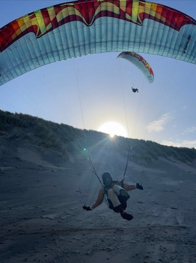 U-Turn Razorblade parakite. De nieuwste revolutie.